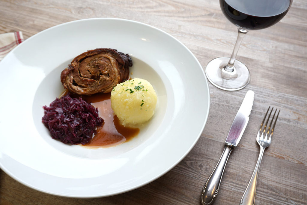 Hirsch-Rollbraten - wernerkochtwild.de
